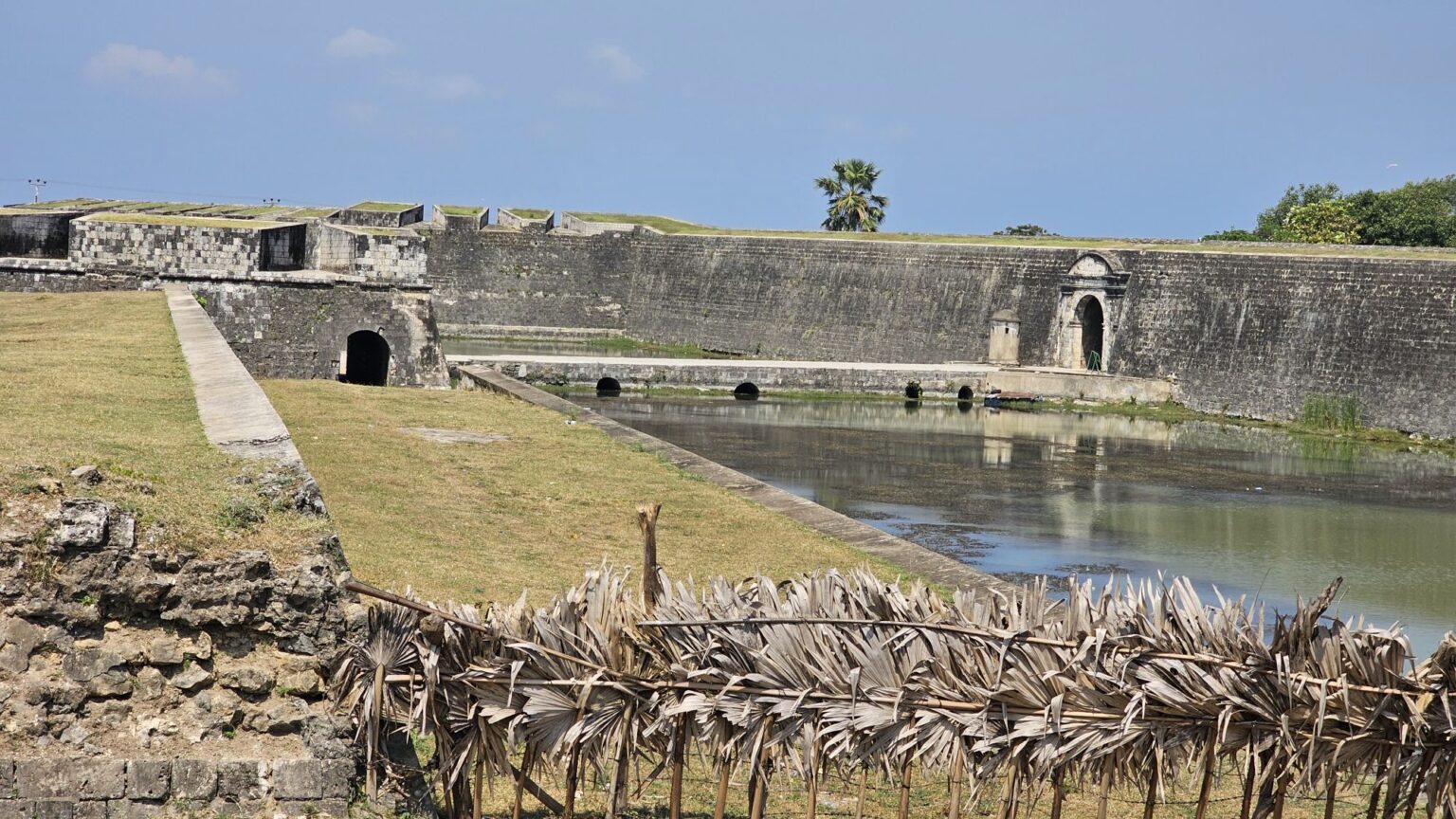 Jaffna Fort: Unveiling Sri Lanka's Majestic Historical Gem